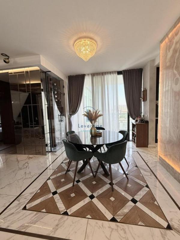 Hadži Prodanova, Trosoban stan na prodaju, 130m2, 750.000€