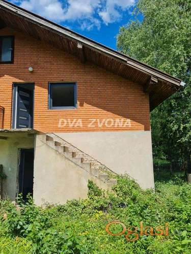 PLAC I VIKENDICA U ČORTANOVCIMA!