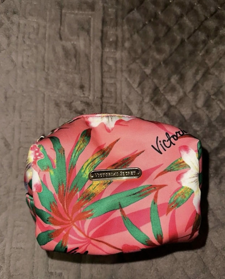 Victoria’s secret neseser