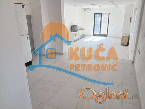 Izdaje se kuća kao poslovni prostor u naselju Ratko Jović, PO + PR + I , 230m2, grejanje na struju