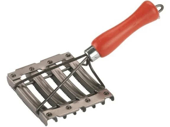 Kerbl Češagija za konje i krave metalna sa 8 redova 11cm