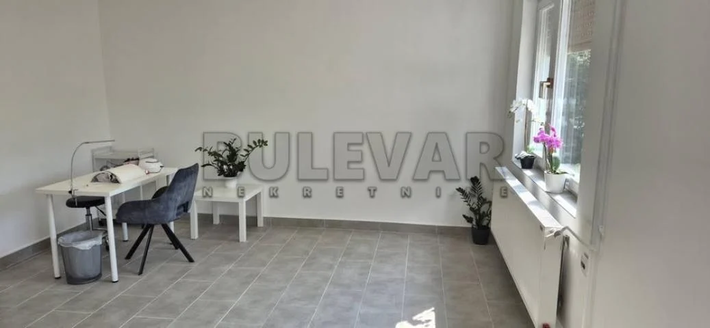 Izdaje se odličan lokal u Naselju Nikola Tesla, 50m2