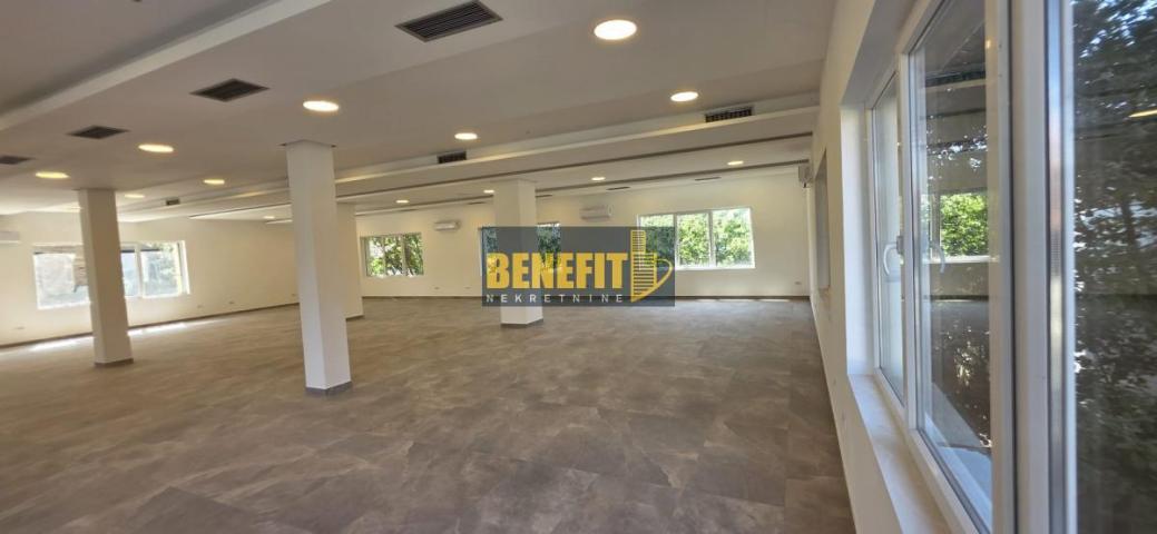 Zemun Polje, magacinsko - poslovni prostor, 500m2, novo