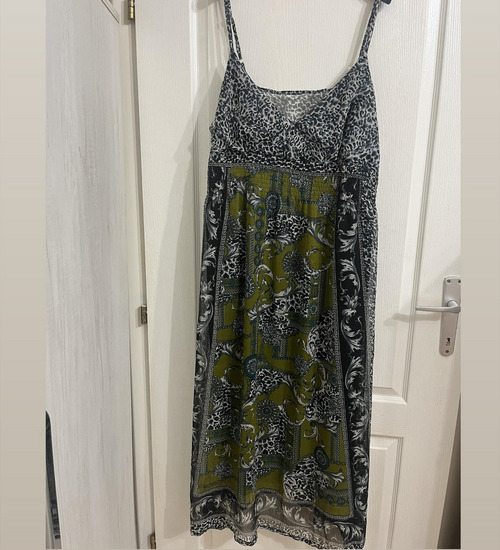 Haljina 2XL, mozda i za 3XL