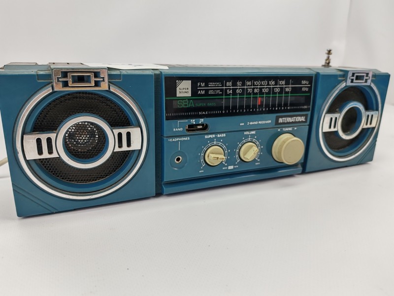 Radio prijemnik 23