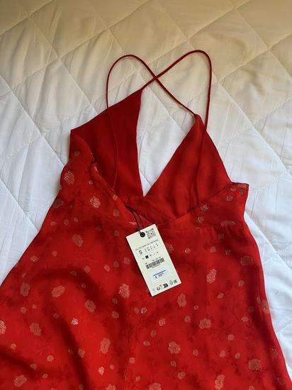 Zara crvena duga haljina
