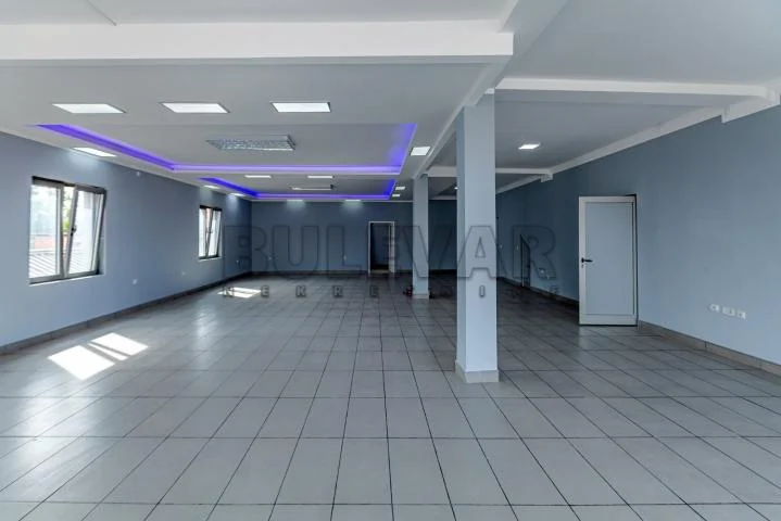 Poslovni prostor 189m2, Knjaževačka
