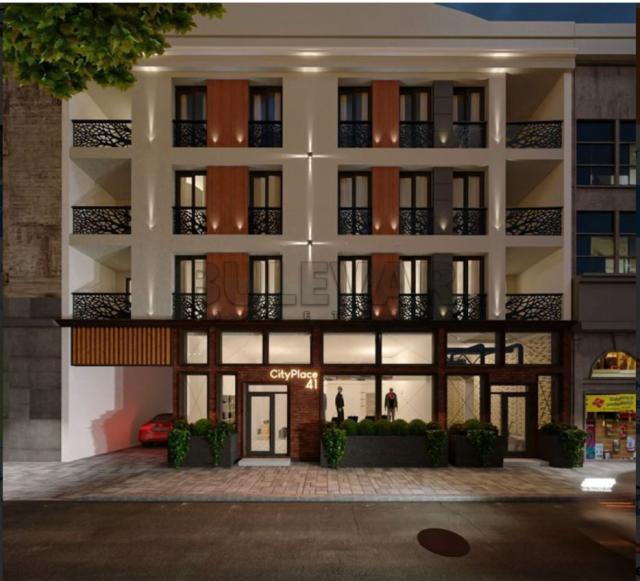Lokal 85 m2, prizemlje sa mogućnošću kupovine još 55 m2 - Kragujevac, Pivara, u izgradnji