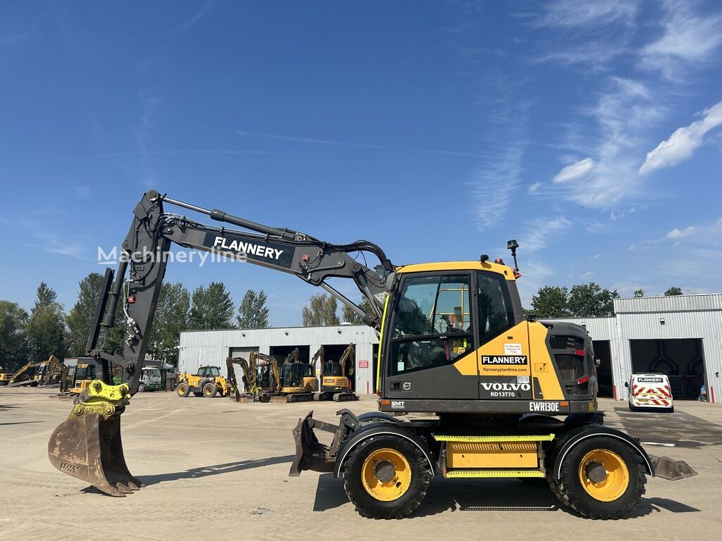 Volvo EWR 130E bager točkaš