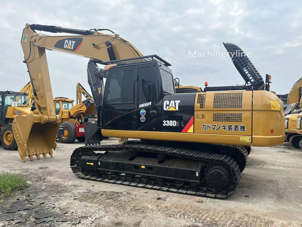 Caterpillar 330D2L bager guseničar