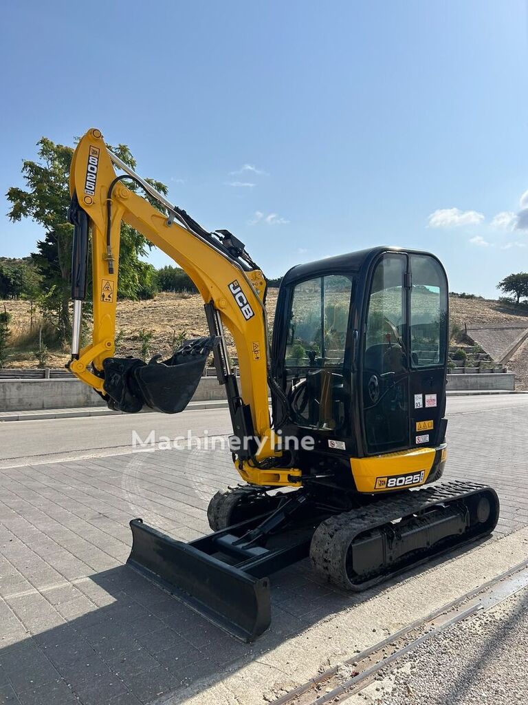 JCB 8025ZTS mini bager