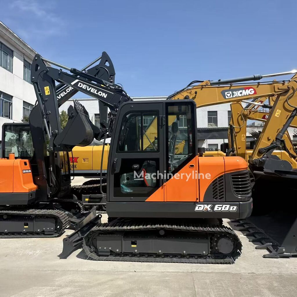 Novi Develon DX60D mini bager
