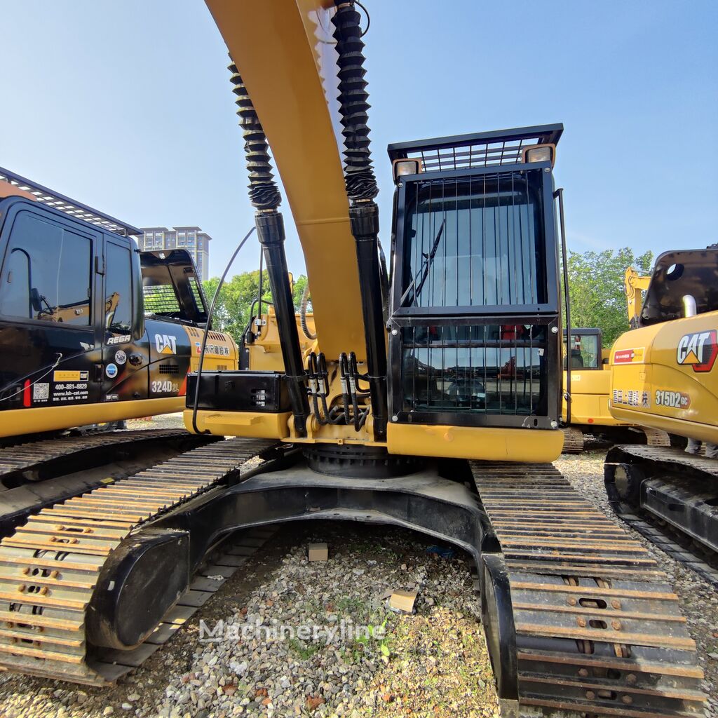 Caterpillar 323D2L bager guseničar