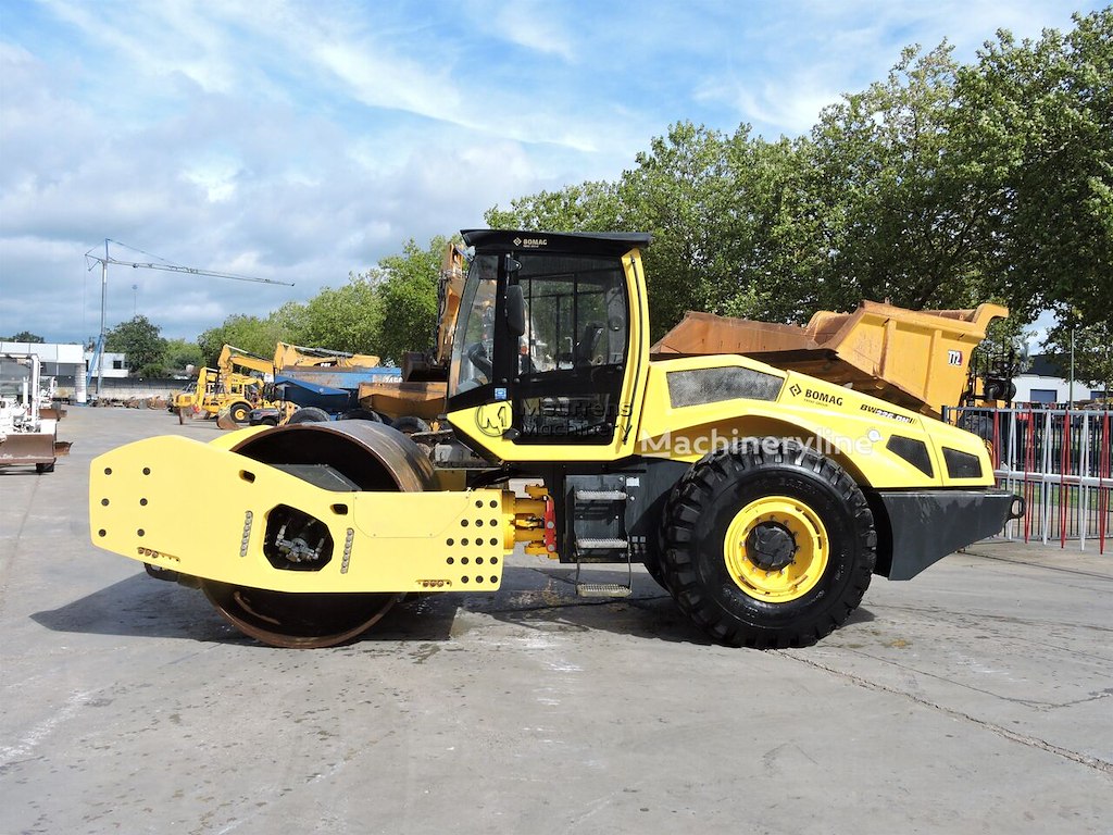 BOMAG BW226 kompaktor s jednim valjkom