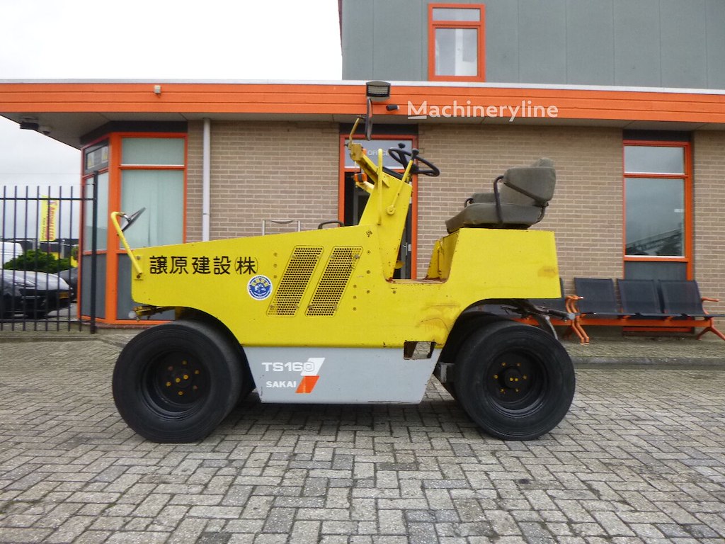Sakai TS160 pneumatski valjak