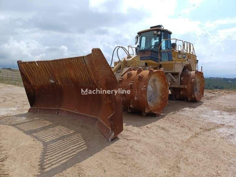Caterpillar 836H kompaktor s jednim valjkom