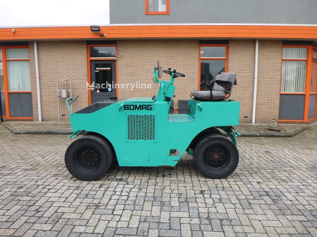 BOMAG BW3R pneumatski valjak