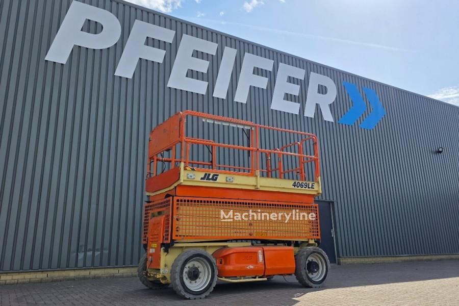JLG 4069LE Electric, 14.2m Working Height, 360kg Capac makazasta platforma