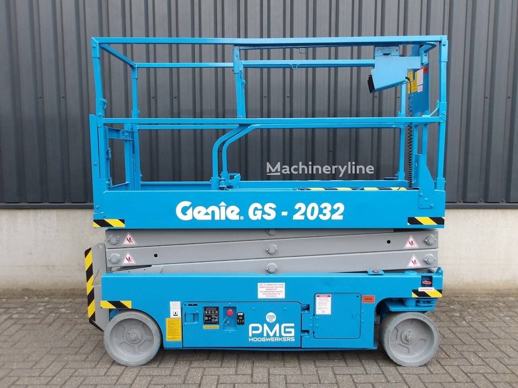 Prodaje se Genie GS-2032 makazastu platformu na aukciji