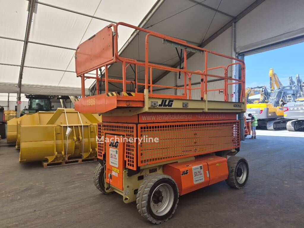 JLG 4096 LE makazasta platforma