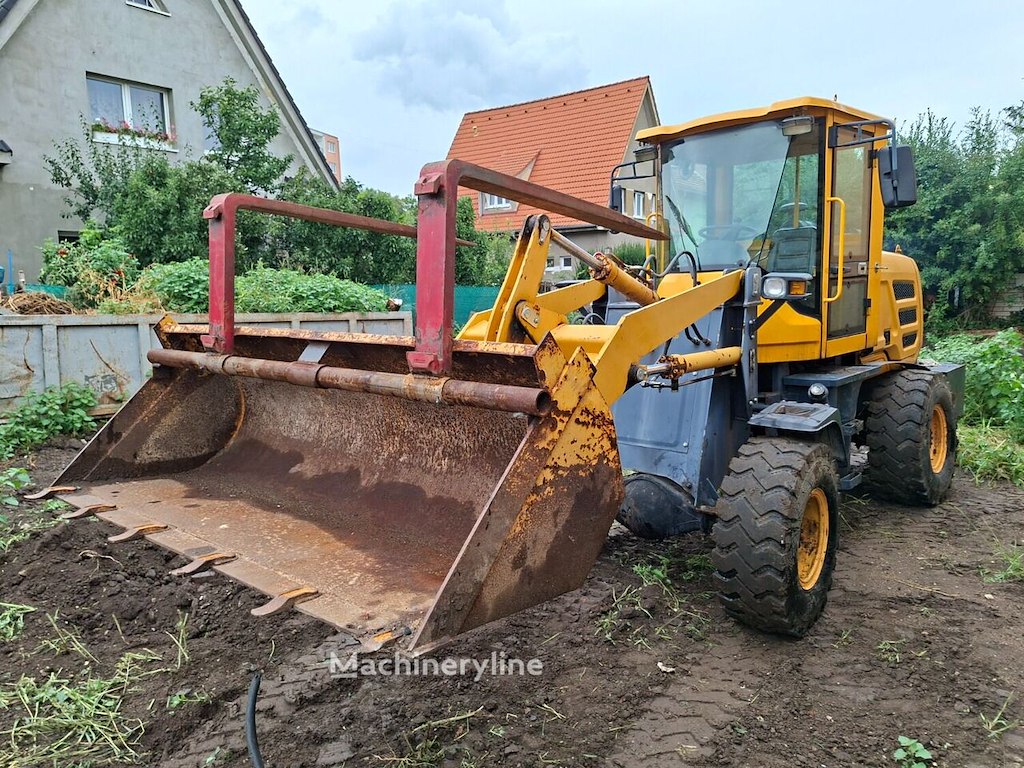 Prodaje se DIGGER WL 240-10 4X4 prednji utovarivač na aukciji