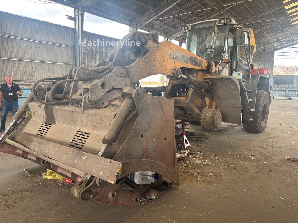 Prodaje se Liebherr 550 prednji utovarivač na aukciji