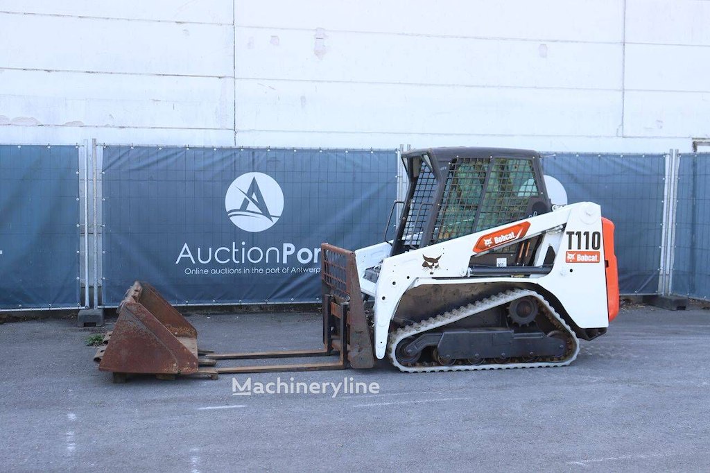 Prodaje se Bobcat T110 utovarivač guseničar na aukciji