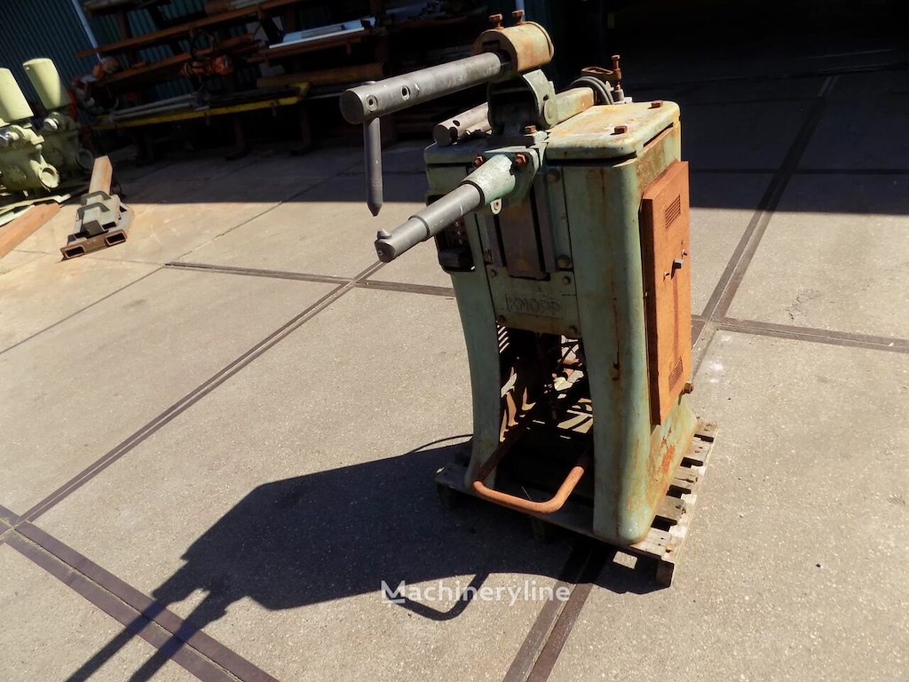 Puntlas machine welding druga građevinska mašina