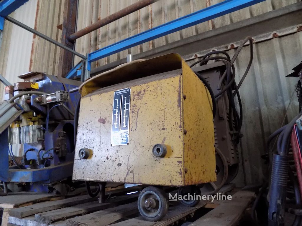Lasapparaat electra en diesel welding machine electr. and diesel druga građevinska mašina
