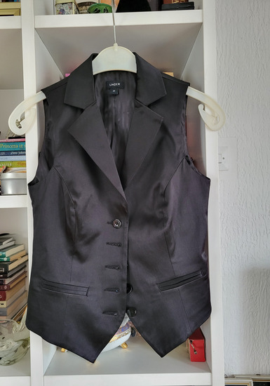 Kao nov LINDEX prsluk S