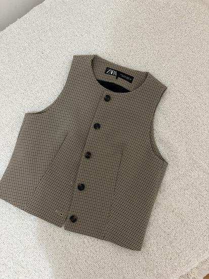 Zara prsluk nov