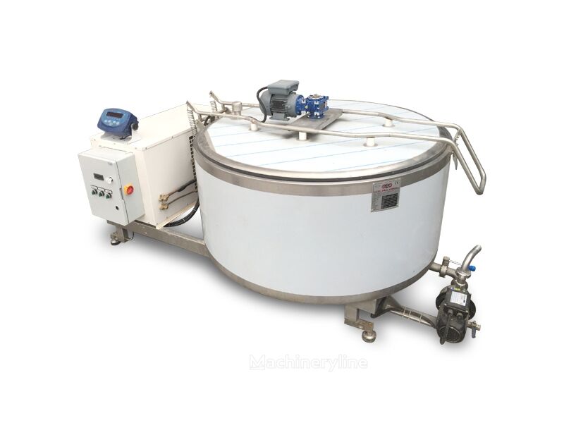 Nova Dikey Tip Soğutma Tankları 500 LT cisterna za prevoz mleka