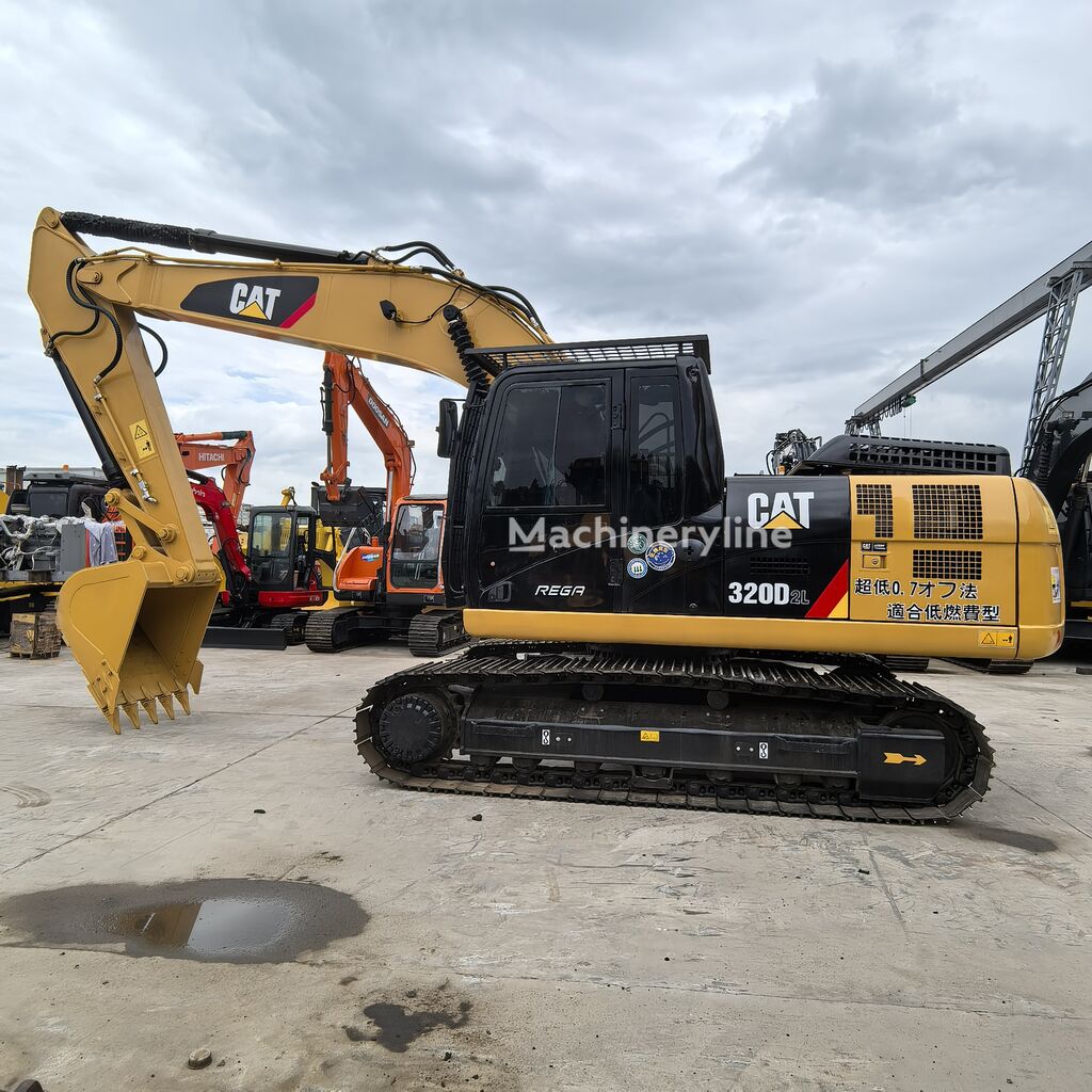 Caterpillar 320D2L bager guseničar