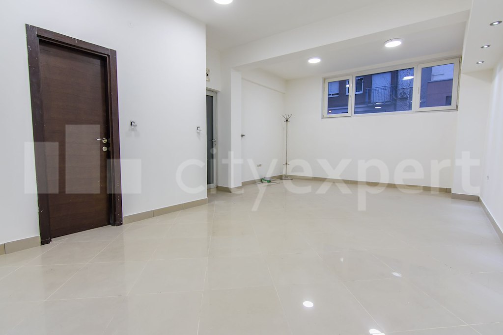 Poslovni prostor za izdavanje BEZ PROVIZIJE: Ostalo, 46m², Cerska, Vračar - 700€