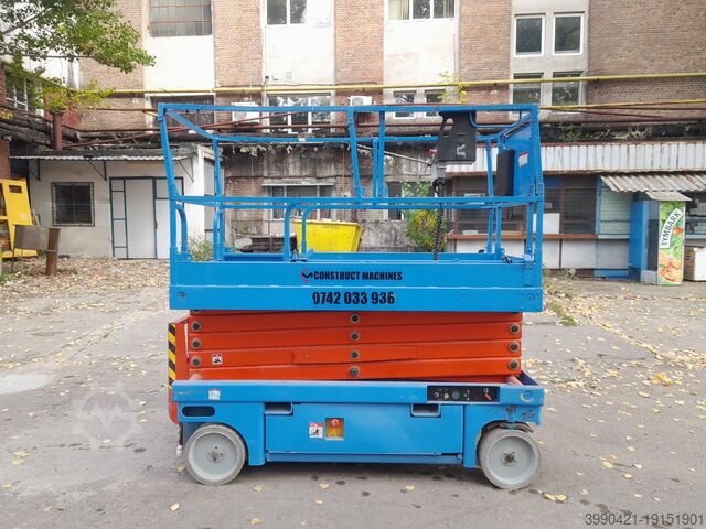 Makaze lift
Haulotte Compact 12