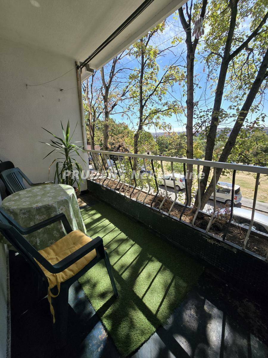 Dvosoban stan, Beograd – Konjarnik | Prodaja · 66m² · 220.000€