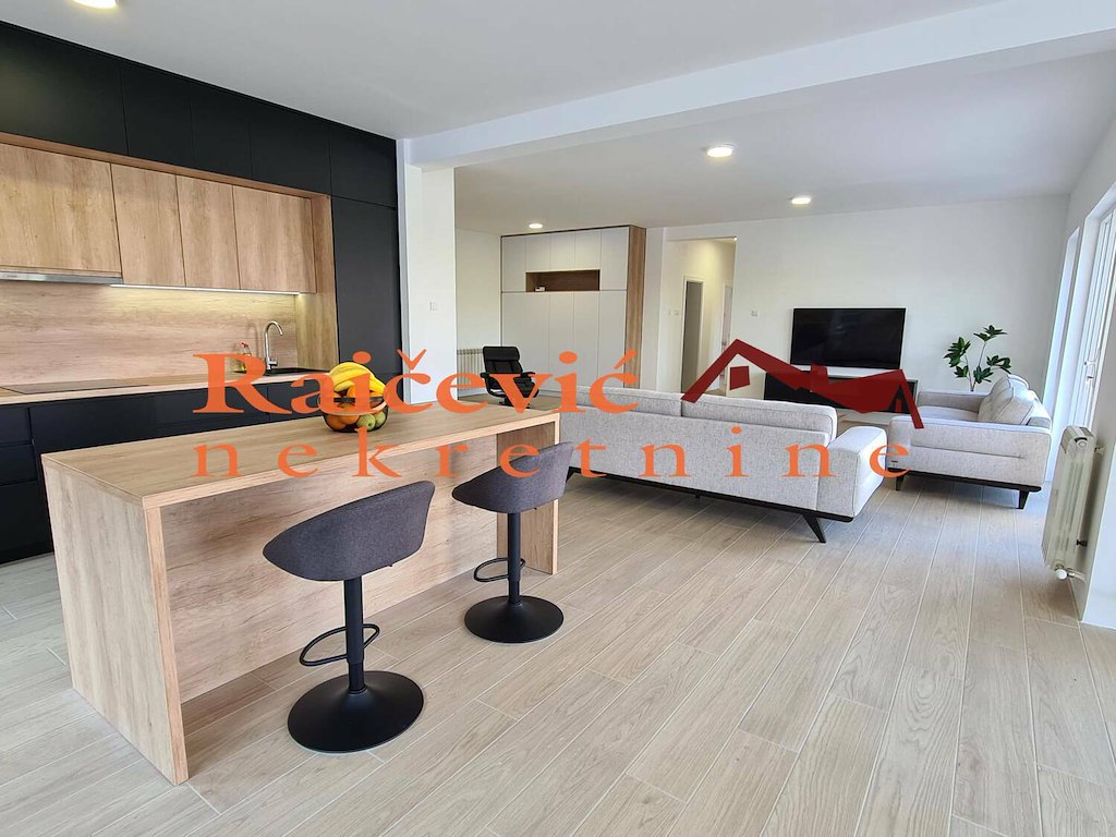 Stan, Beograd – Dedinje | Prodaja · 220m² · 950.000€