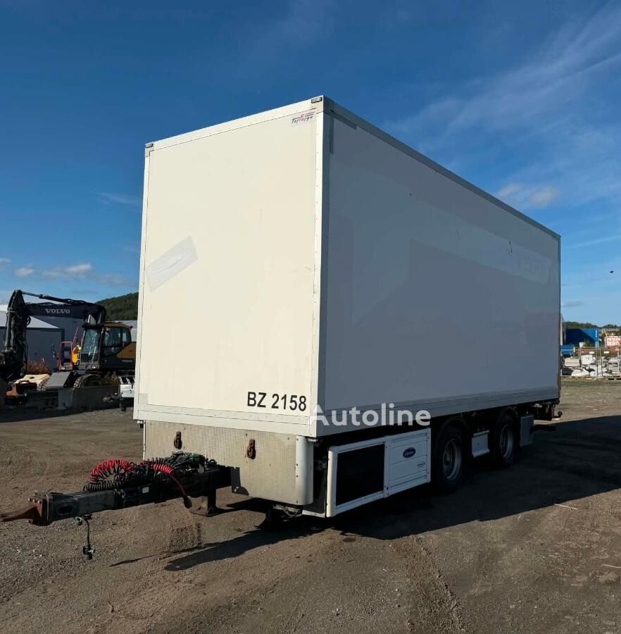 Prodaje se Fliegl 2-akslet henger med Tarfurgo påbygg m/carrier 2 temp prikolicu hladnjaču na aukciji