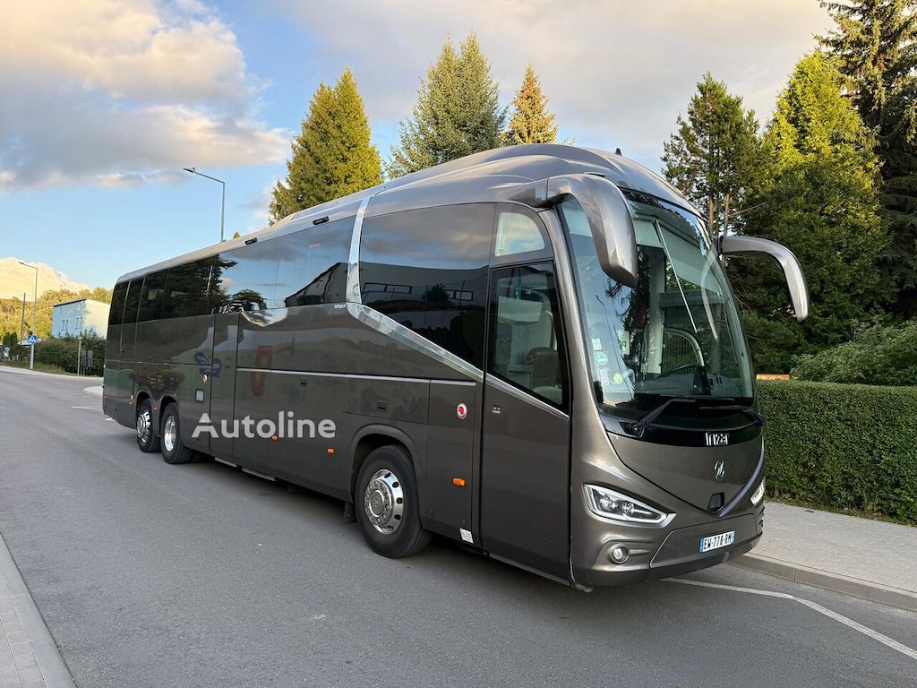Irizar I6s turistički autobus