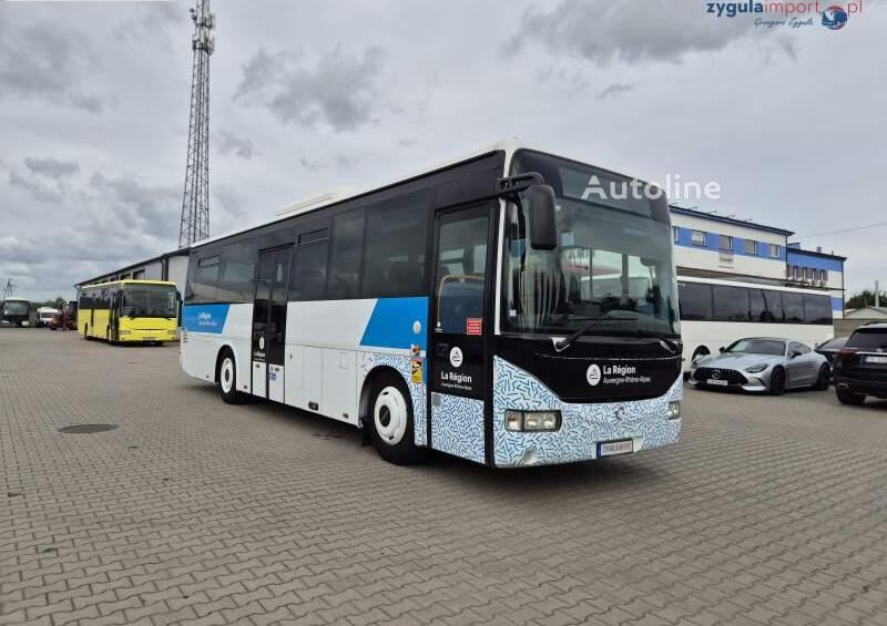 IVECO CROSSWAY 10.50 METRA / SPROWADZONY / MANUAL prigradski autobus