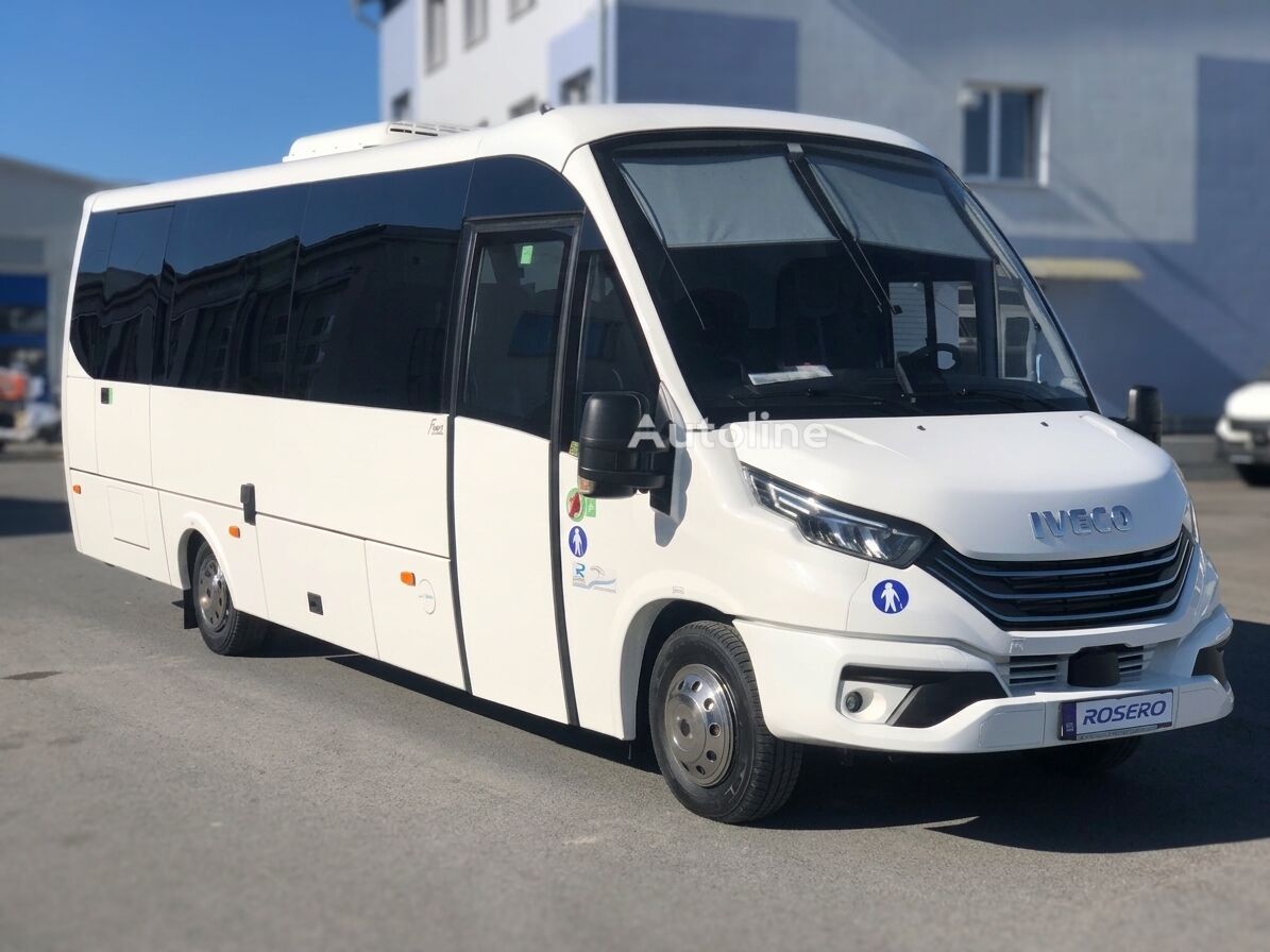 Novi IVECO ROSERO FIRST FLHI XL prigradski autobus