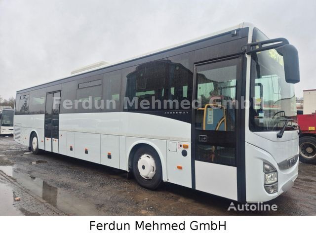 IVECO Crossway -61+1 Länge 12,96 m prigradski autobus