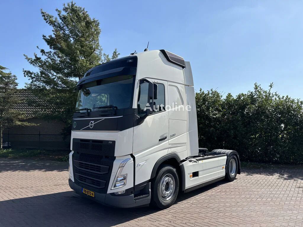 Novi Volvo FH 500 4x2 ACC I-PARK COOL NEW MODEL FH 500 4x2 tegljač