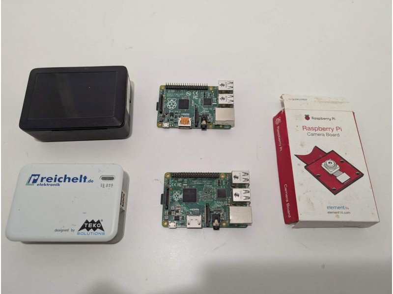 Raspberry Pi 4 komada
