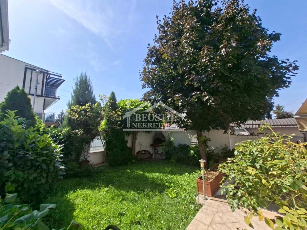 Novi Beograd - Bež.kosa I - Mediteranka ID#25713
1.000.000 €