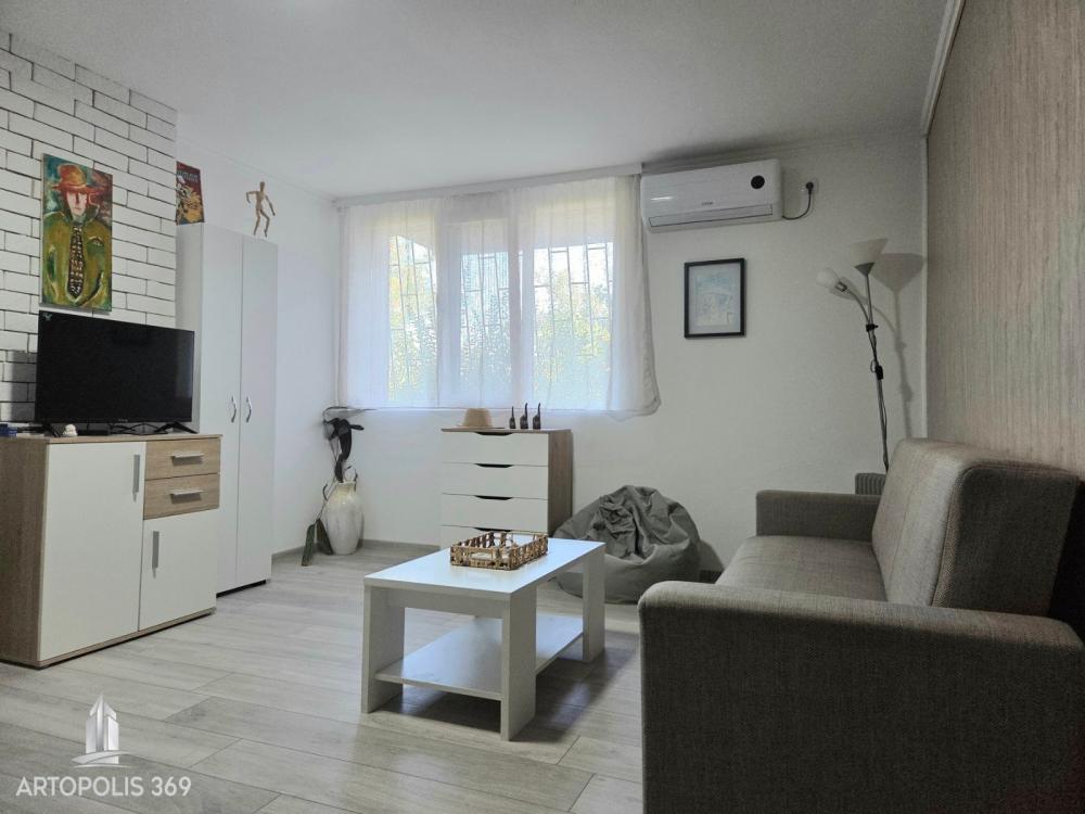 Uknjižen i bez ikakvih ulaganja, vrhunska lokacija ID#1505
99.000 €