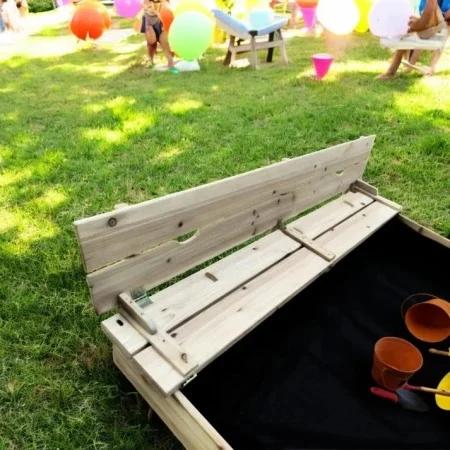 Kinder home Veliki dečiji pesčanik sa klupama i preklopnim poklopcem drveni ( C1113 )
