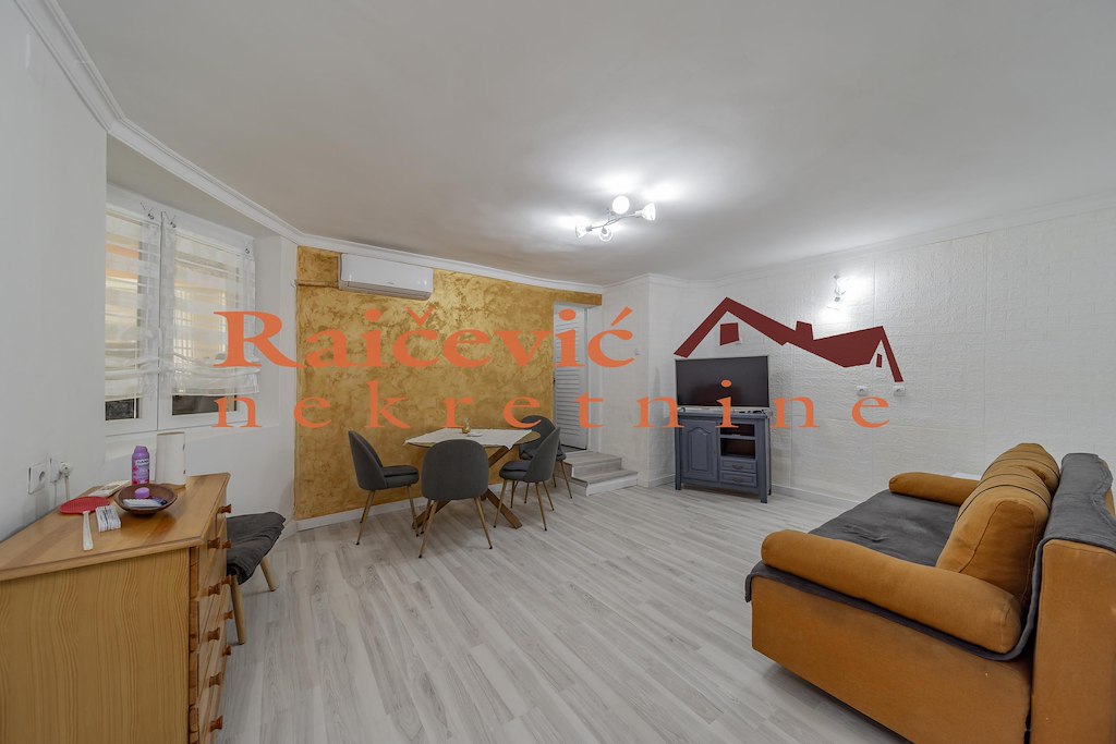 Dvosoban stan na prodaju, Kalenić, Beograd, 40m², 197.000 €
