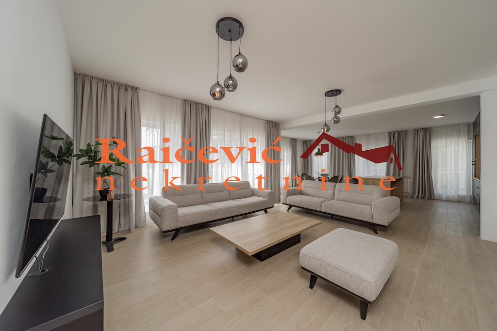 Četvorosoban stan na prodaju, Dedinje, Beograd, 145m², 1. sprat, 710.000 €