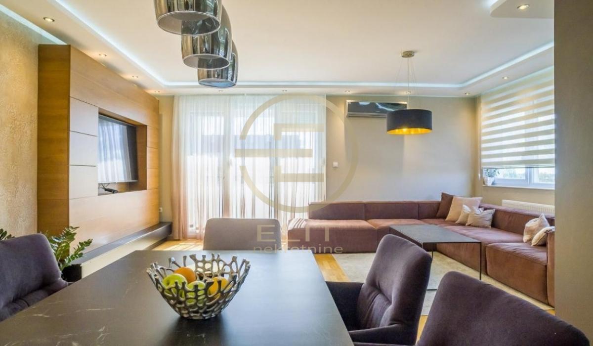 Četvorosoban stan na prodaju, Bulevar Patrijarha Pavla, Novi Sad, 113m², 4. sprat, 440.000 €